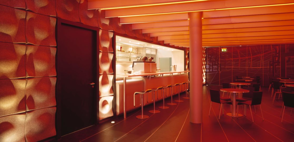 BMW Group IAA 2001 Dynaform